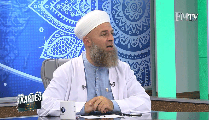 'Sakal bırakmayan erkeği kadın zannedip, bir sürü düşünceye girersin'